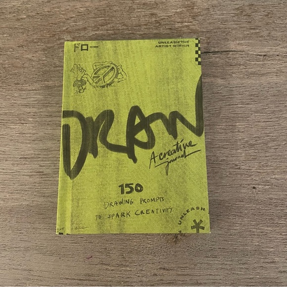 Typo | Office | Nwt 4x6 Draw A Creative Journal With 5 Drawing Prompts ...